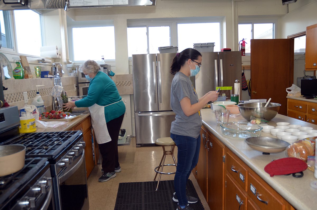 In the kitchen with Martee: Cooking for the homeless – The Call to Cook